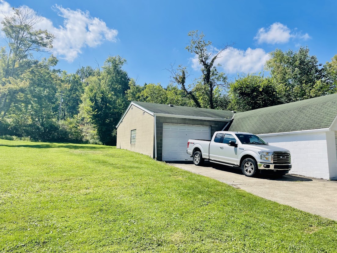 Home [arkhamrealty.managebuilding.com]